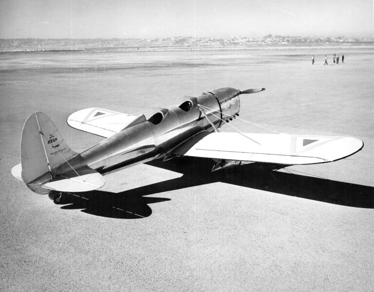 Those Flyin' Ryans - The Ryan ST - The Gee Bee.com